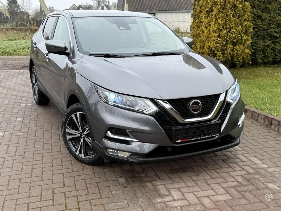 Pelēks Nissan Qashqai 2021 Kelmė, ar dzinēja tilpumu 1.33 L un nobraukumu 82 tūkst. km par 14500 €, foto 1 vietnē AUTOMOTO.COM.LV