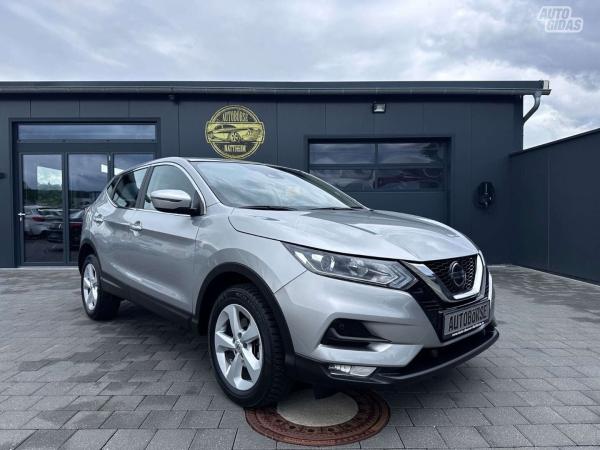 Pelēks Nissan Qashqai 2021 Kauņa, ar dzinēja tilpumu 1.30 L un nobraukumu 47 tūkst. km par 22745 €, foto 1 vietnē AUTOMOTO.COM.LV