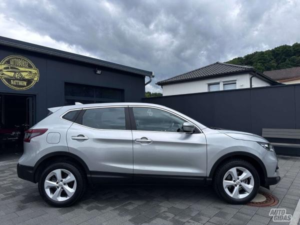 Pelēks Nissan Qashqai 2021 Kauņa, ar dzinēja tilpumu 1.30 L un nobraukumu 47 tūkst. km par 22745 €, foto 8 vietnē AUTOMOTO.COM.LV