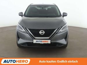 Grey Nissan Qashqai 2021 in Kaunas, with an engine capacity of 1.30 L and mileage of 26 thousand km for 25439 €, photo 9 on AUTOMOTO.COM.LV