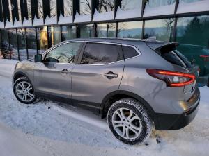 Pelēks Nissan Qashqai 2021 Viļņa, ar dzinēja tilpumu 1.33 L un nobraukumu 91 tūkst. km par 16400 €, foto  vietnē AUTOMOTO.COM.LV