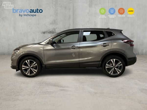 Grey Nissan Qashqai 2021 in Vilnius, with an engine capacity of 1.30 L and mileage of 92 thousand km for 16750 €, photo 2 on AUTOMOTO.COM.LV