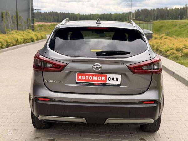 Grey Nissan Qashqai 2021 in Vilnius, with an engine capacity of 1.33 L and mileage of 103 thousand km for 14950 €, photo 6 on AUTOMOTO.COM.LV
