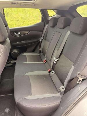 Grey Nissan Qashqai 2021 in Vilnius, with an engine capacity of 1.33 L and mileage of 103 thousand km for 14950 €, photo 17 on AUTOMOTO.COM.LV