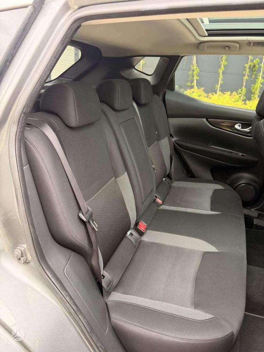 Grey Nissan Qashqai 2021 in Vilnius, with an engine capacity of 1.33 L and mileage of 103 thousand km for 14950 €, photo 19 on AUTOMOTO.COM.LV