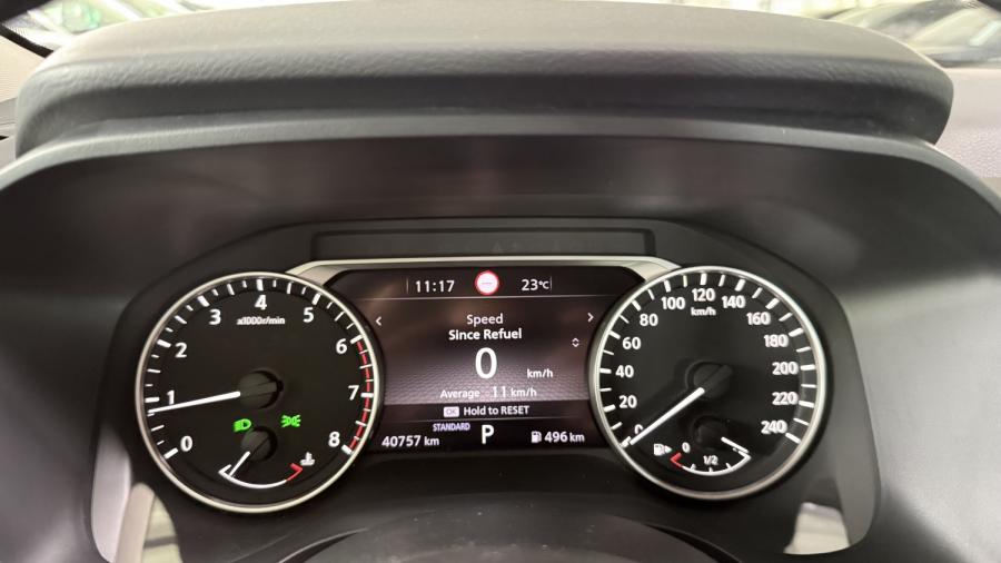 Grey Nissan Qashqai 2021 in Riga, with an engine capacity of 1.30 L and mileage of 41 thousand km for 1890000 €, photo 19 on AUTOMOTO.COM.LV