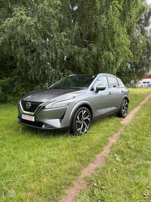 Grey Nissan Qashqai 2021 in Panevezys, with an engine capacity of 1.33 L and mileage of 208 thousand km for 16400 €, photo  on AUTOMOTO.COM.LV