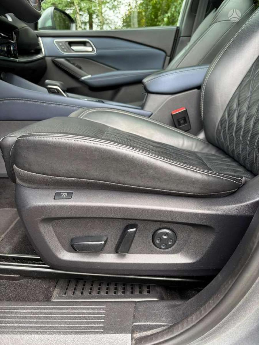 Pelēks Nissan Qashqai 2021 Panevēža, ar dzinēja tilpumu 1.33 L un nobraukumu 208 tūkst. km par 16400 €, foto 24 vietnē AUTOMOTO.COM.LV