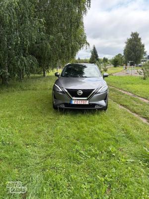 Grey Nissan Qashqai 2021 in Panevezys, with an engine capacity of 1.30 L and mileage of 208 thousand km for 16400 €, photo 5 on AUTOMOTO.COM.LV