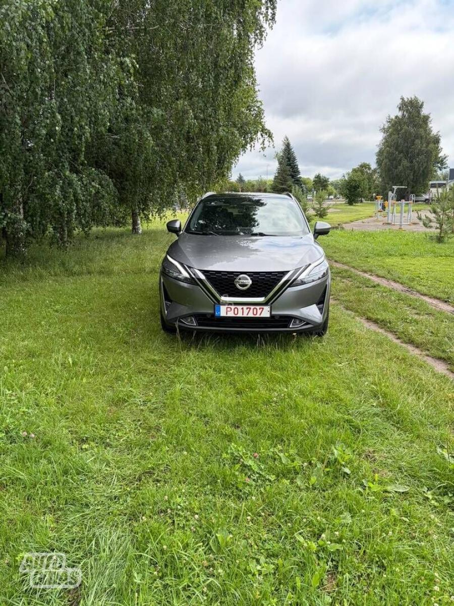 Grey Nissan Qashqai 2021 in Panevezys, with an engine capacity of 1.30 L and mileage of 208 thousand km for 16400 €, photo 5 on AUTOMOTO.COM.LV