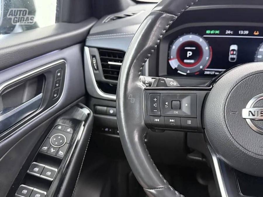Grey Nissan Qashqai 2021 in Panevezys, with an engine capacity of 1.30 L and mileage of 208 thousand km for 16400 €, photo 30 on AUTOMOTO.COM.LV