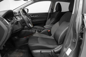 Grey Nissan Qashqai 2021 in Vilnius, with an engine capacity of 1.40 L and mileage of 100 thousand km for 15900 €, photo 8 on AUTOMOTO.COM.LV