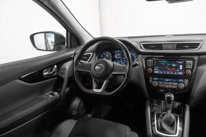 Grey Nissan Qashqai 2021 in Vilnius, with an engine capacity of 1.40 L and mileage of 100 thousand km for 15900 €, photo 13 on AUTOMOTO.COM.LV