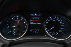 Grey Nissan Qashqai 2021 in Vilnius, with an engine capacity of 1.40 L and mileage of 100 thousand km for 15900 €, photo 15 on AUTOMOTO.COM.LV