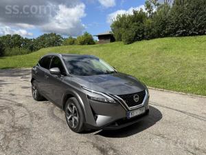 Grey Nissan Qashqai 2021 in Talsi, with an engine capacity of 1.30 L and mileage of 84 thousand km for 19999 €, photo 5 on AUTOMOTO.COM.LV
