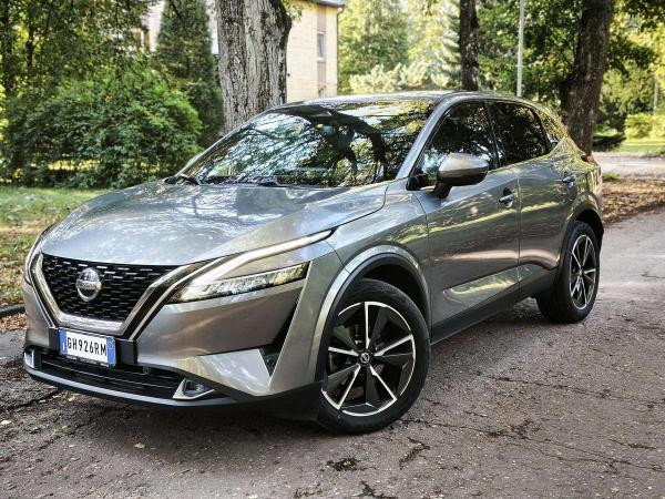 Pelēks Nissan Qashqai 2021 Kauņa, ar dzinēja tilpumu 1.33 L un nobraukumu 199 tūkst. km par 15300 €, foto 5 vietnē AUTOMOTO.COM.LV