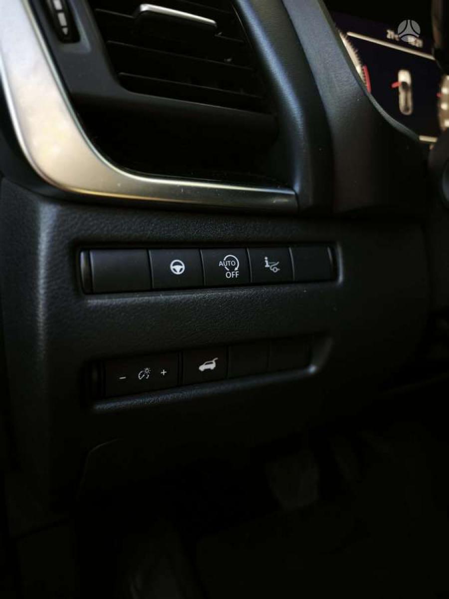 Pelēks Nissan Qashqai 2021 Kauņa, ar dzinēja tilpumu 1.33 L un nobraukumu 199 tūkst. km par 15300 €, foto 28 vietnē AUTOMOTO.COM.LV