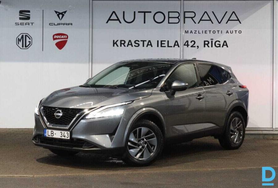 Grey Nissan Qashqai 2022 in Riga, with an engine capacity of 1.30 L and mileage of 59 thousand km for 19990 €, photo 1 on AUTOMOTO.COM.LV
