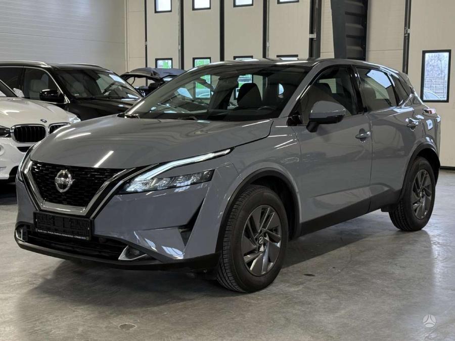 Grey Nissan Qashqai 2022 in Marijampole, with an engine capacity of 1.33 L and mileage of 117 thousand km for 16900 €, photo 4 on AUTOMOTO.COM.LV