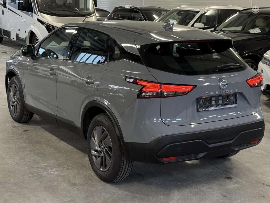 Grey Nissan Qashqai 2022 in Marijampole, with an engine capacity of 1.33 L and mileage of 117 thousand km for 16900 €, photo 10 on AUTOMOTO.COM.LV