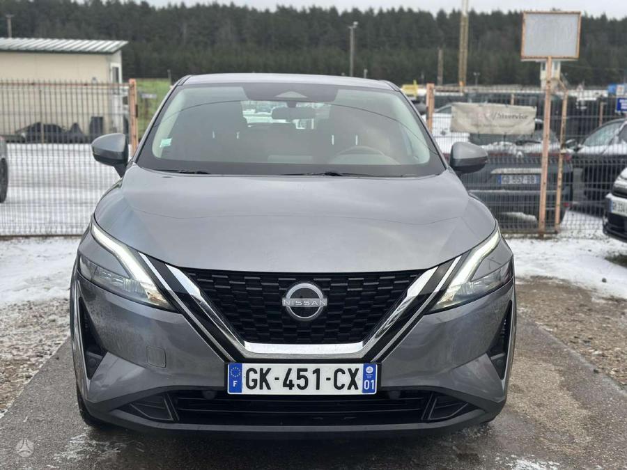 Pelēks Nissan Qashqai 2022 Viļņa, ar dzinēja tilpumu 1.33 L un nobraukumu 154 tūkst. km par 16576 €, foto 2 vietnē AUTOMOTO.COM.LV