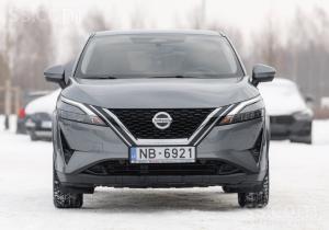 Grey Nissan Qashqai 2022 in Jelgava, with an engine capacity of 1.30 L and mileage of 35 thousand km for 25000 €, photo 2 on AUTOMOTO.COM.LV