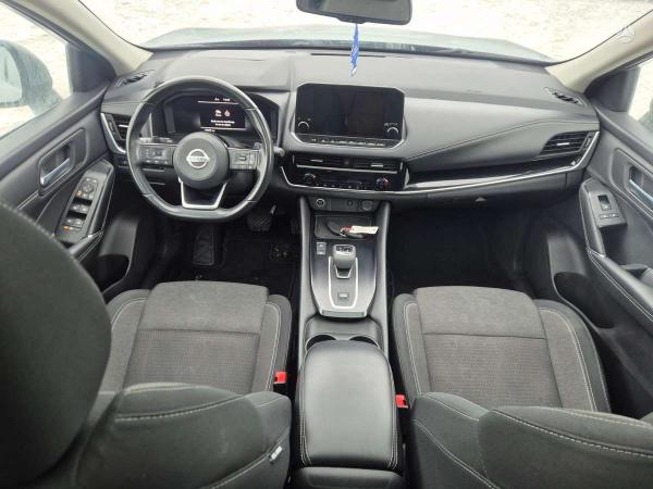 Grey Nissan Qashqai 2022 in Kaunas, with an engine capacity of 1.33 L and mileage of 130 thousand km for 12450 €, photo 5 on AUTOMOTO.COM.LV