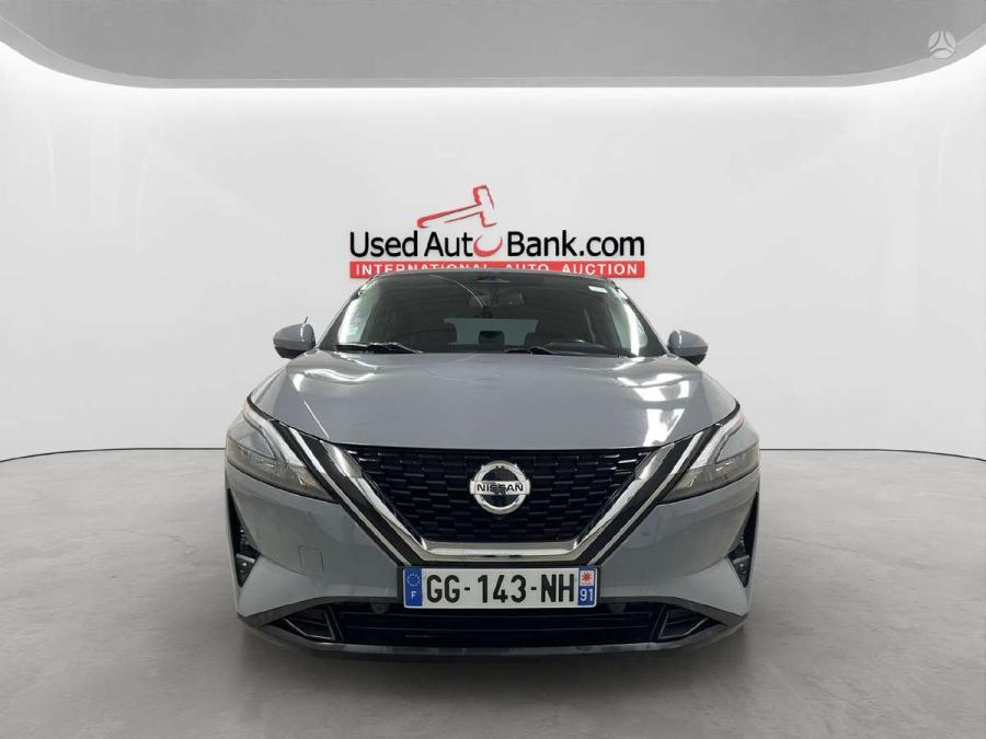 Grey Nissan Qashqai 2022 in Marijampole, with an engine capacity of 1.33 L and mileage of 194 thousand km for 15851 €, photo 2 on AUTOMOTO.COM.LV