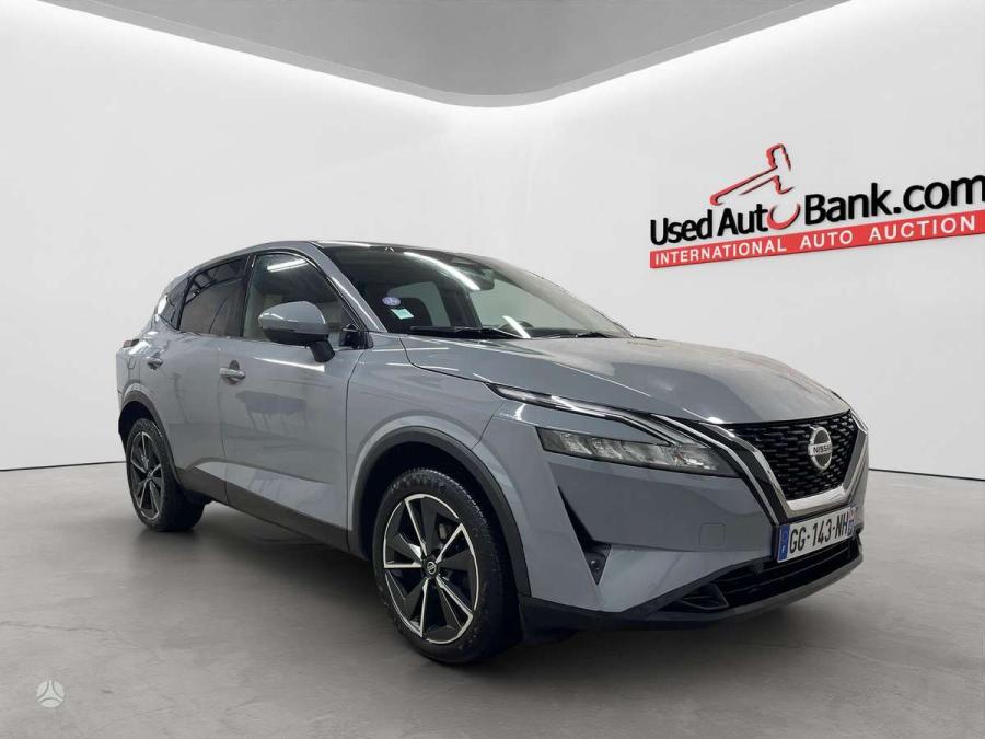 Grey Nissan Qashqai 2022 in Marijampole, with an engine capacity of 1.33 L and mileage of 194 thousand km for 15851 €, photo 3 on AUTOMOTO.COM.LV