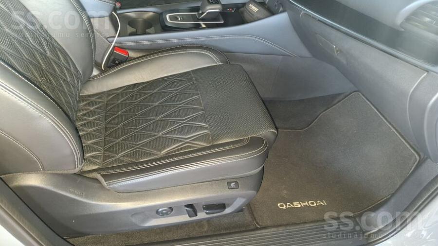 Pelēks Nissan Qashqai 2022 Daugavpils, ar dzinēja tilpumu 1.30 L un nobraukumu 85 tūkst. km par 23900 €, foto 13 vietnē AUTOMOTO.COM.LV