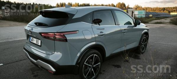 Pelēks Nissan Qashqai 2022 Daugavpils, ar dzinēja tilpumu 1.30 L un nobraukumu 85 tūkst. km par 23900 €, foto 4 vietnē AUTOMOTO.COM.LV