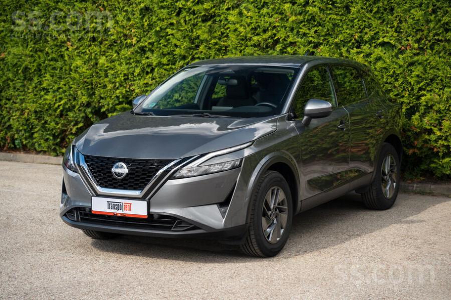 Grey Nissan Qashqai 2022 in Riga, with an engine capacity of 1.30 L and mileage of 29 thousand km for 20500 €, photo 1 on AUTOMOTO.COM.LV