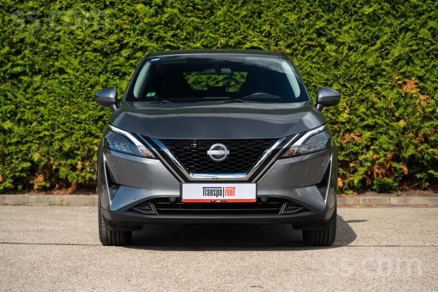 Grey Nissan Qashqai 2022 in Riga, with an engine capacity of 1.30 L and mileage of 29 thousand km for 20500 €, photo 3 on AUTOMOTO.COM.LV