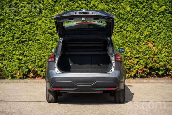 Pelēks Nissan Qashqai 2022 Rīga, ar dzinēja tilpumu 1.30 L un nobraukumu 29 tūkst. km par 20500 €, foto 7 vietnē AUTOMOTO.COM.LV
