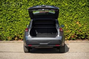 Grey Nissan Qashqai 2022 in Riga, with an engine capacity of 1.30 L and mileage of 29 thousand km for 20500 €, photo 8 on AUTOMOTO.COM.LV