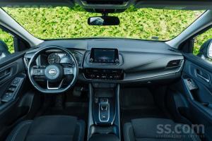 Grey Nissan Qashqai 2022 in Riga, with an engine capacity of 1.30 L and mileage of 29 thousand km for 20500 €, photo 16 on AUTOMOTO.COM.LV