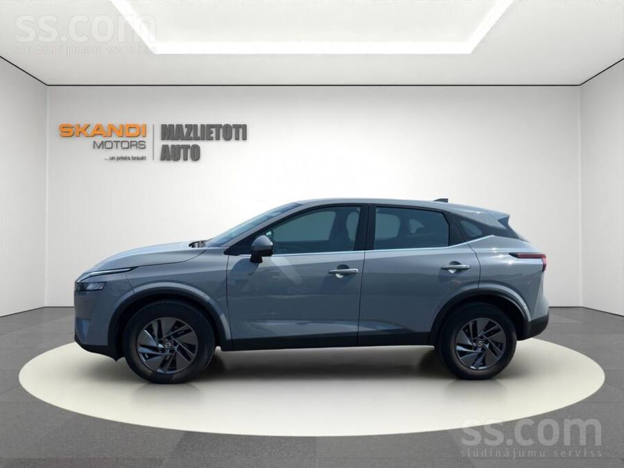Pelēks Nissan Qashqai 2022 Rīga, ar dzinēja tilpumu 1.30 L un nobraukumu 75 tūkst. km par 20490 €, foto 4 vietnē AUTOMOTO.COM.LV