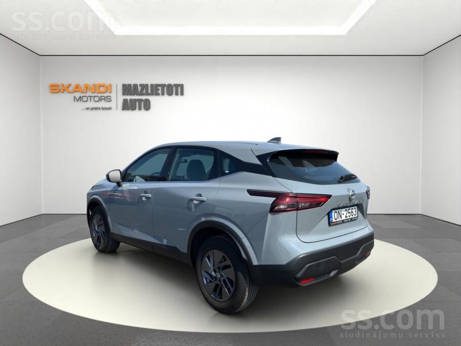Pelēks Nissan Qashqai 2022 Rīga, ar dzinēja tilpumu 1.30 L un nobraukumu 75 tūkst. km par 20490 €, foto 5 vietnē AUTOMOTO.COM.LV