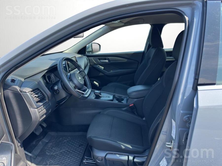 Pelēks Nissan Qashqai 2022 Rīga, ar dzinēja tilpumu 1.30 L un nobraukumu 75 tūkst. km par 20490 €, foto 10 vietnē AUTOMOTO.COM.LV
