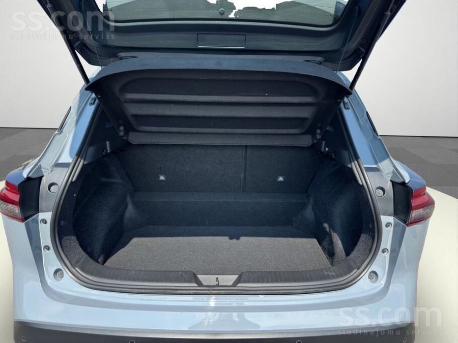 Pelēks Nissan Qashqai 2022 Rīga, ar dzinēja tilpumu 1.30 L un nobraukumu 75 tūkst. km par 20490 €, foto 18 vietnē AUTOMOTO.COM.LV