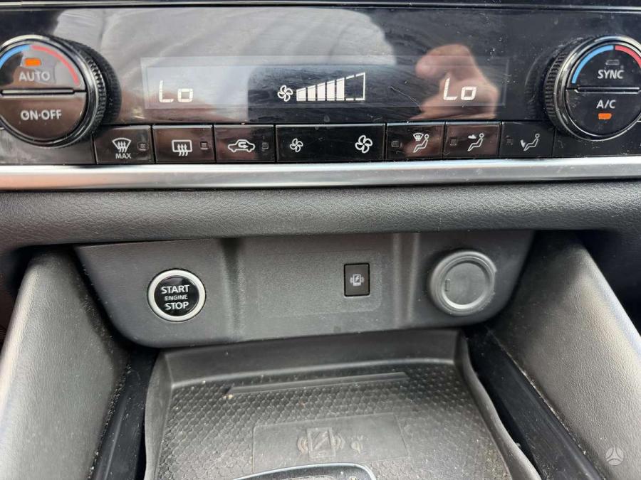 Pelēks Nissan Qashqai 2022 Kauņa, ar dzinēja tilpumu 1.30 L un nobraukumu 170 tūkst. km par 12700 €, foto 23 vietnē AUTOMOTO.COM.LV