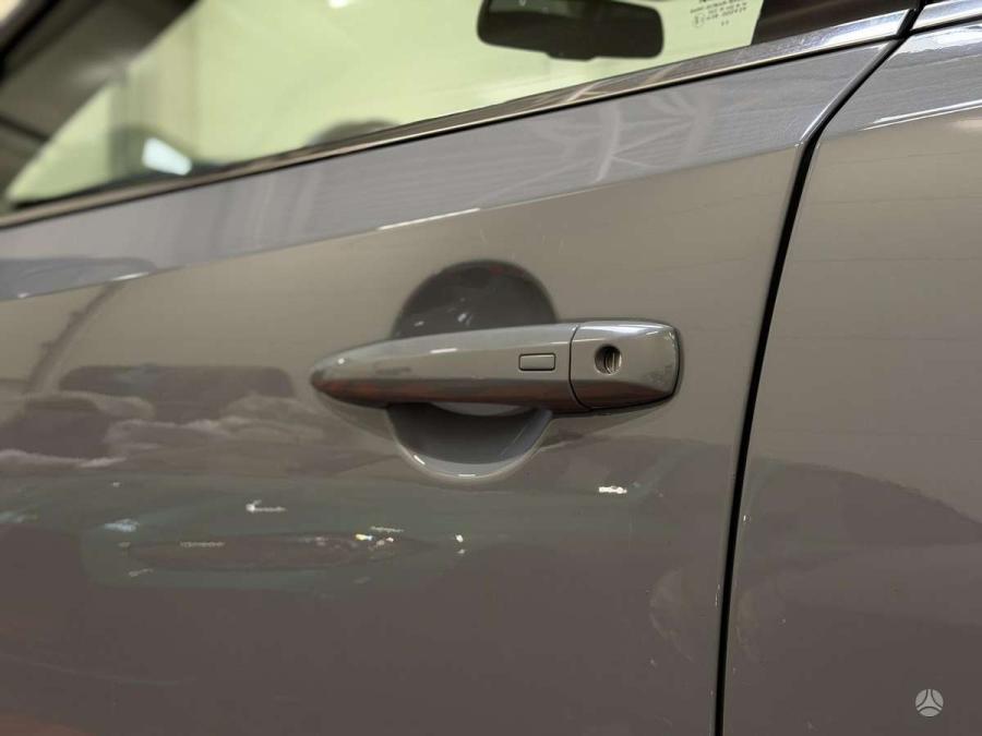 Grey Nissan Qashqai 2022 in Vilnius, with an engine capacity of 1.33 L and mileage of 53 thousand km for 23990 €, photo 11 on AUTOMOTO.COM.LV