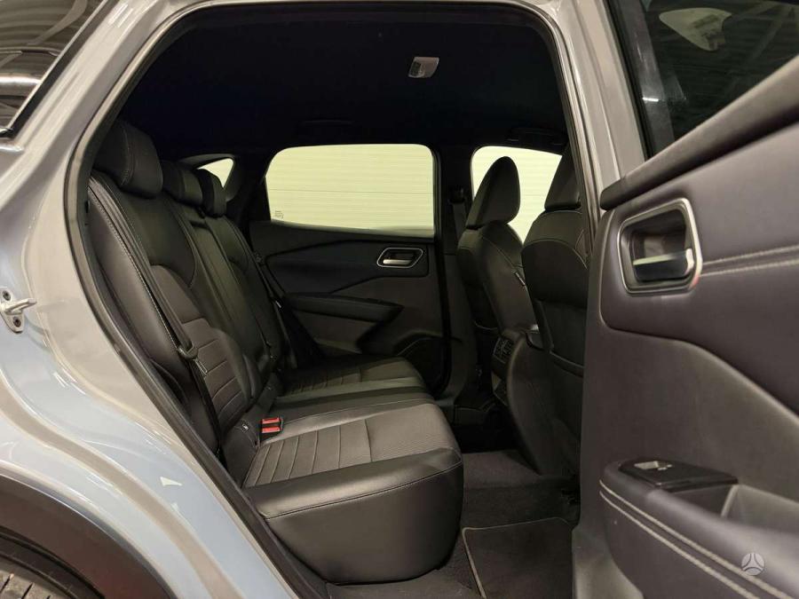 Grey Nissan Qashqai 2022 in Vilnius, with an engine capacity of 1.33 L and mileage of 53 thousand km for 23990 €, photo 29 on AUTOMOTO.COM.LV