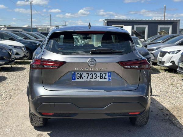 Grey Nissan Qashqai 2022 in Vilnius, with an engine capacity of 1.33 L and mileage of 170 thousand km for 15729 €, photo 5 on AUTOMOTO.COM.LV