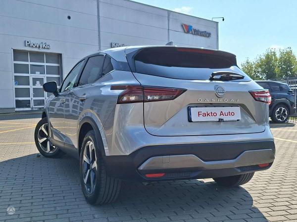 Grey Nissan Qashqai 2022 in Vilnius, with an engine capacity of 1.33 L and mileage of 36 thousand km for 22900 €, photo 3 on AUTOMOTO.COM.LV