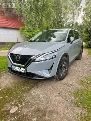 Pelēks Nissan Qashqai 2022 Ogre, ar dzinēja tilpumu 1.30 L un nobraukumu 95 tūkst. km par 19500 €, foto  vietnē AUTOMOTO.COM.LV