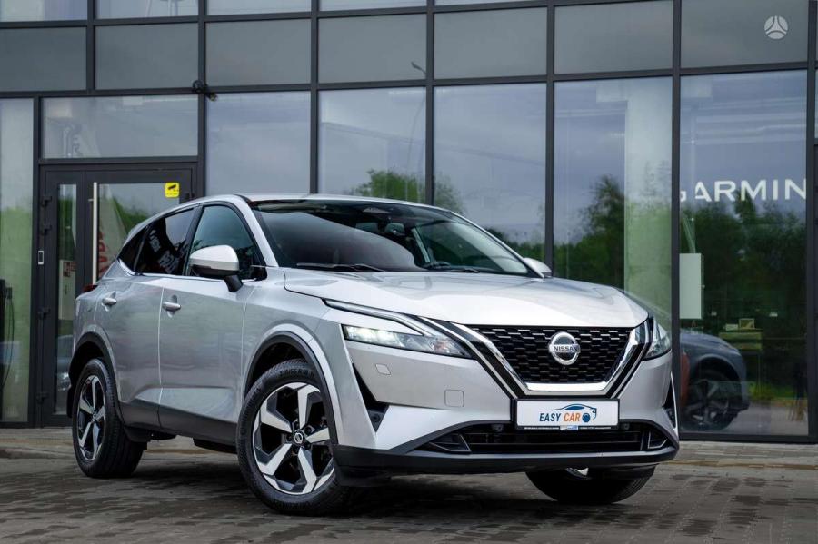 Grey Nissan Qashqai 2022 in Vilnius, with an engine capacity of 1.33 L and mileage of 135 thousand km for 18300 €, photo 5 on AUTOMOTO.COM.LV