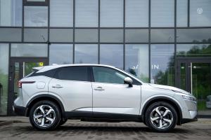 Grey Nissan Qashqai 2022 in Vilnius, with an engine capacity of 1.33 L and mileage of 135 thousand km for 18300 €, photo 9 on AUTOMOTO.COM.LV