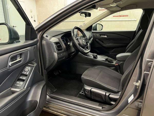 Grey Nissan Qashqai 2022 in Marijampole, with an engine capacity of 1.33 L and mileage of 137 thousand km for 16033 €, photo 7 on AUTOMOTO.COM.LV