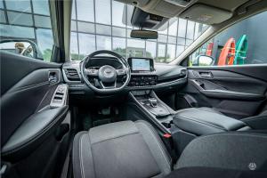 Pelēks Nissan Qashqai 2022 Viļņa, ar dzinēja tilpumu 1.33 L un nobraukumu 135 tūkst. km par 18200 €, foto 14 vietnē AUTOMOTO.COM.LV